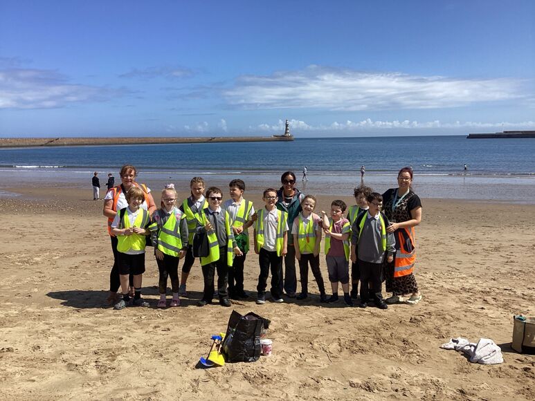 Day at the Beach - Latest News - Harry Watts Academy